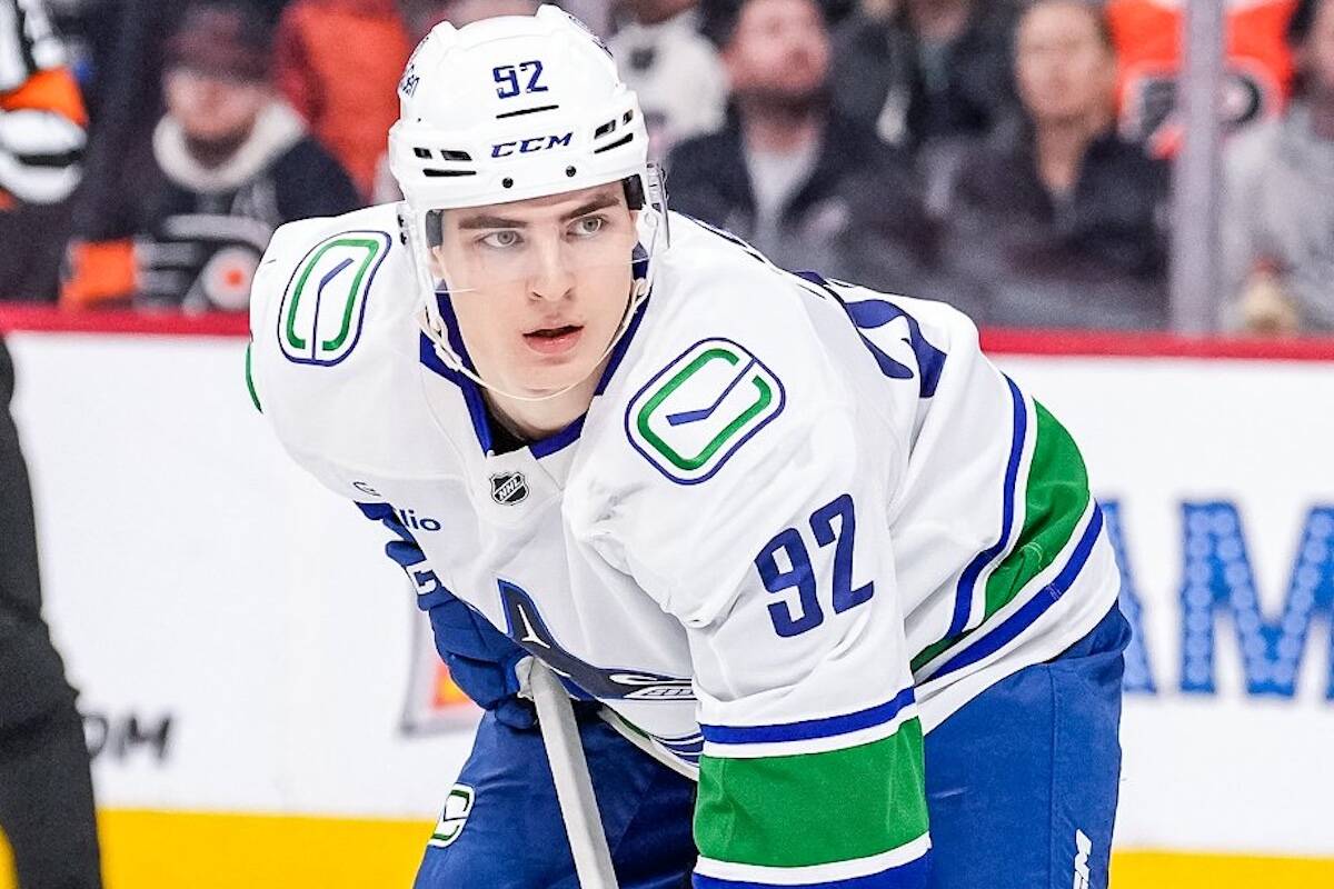 Grebenkin counts 2 points as Flyers thump Vancouver Canucks 5-2 | Fort ...